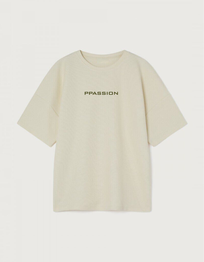 Define Passion Oversized Tee (beige) – P.Passion